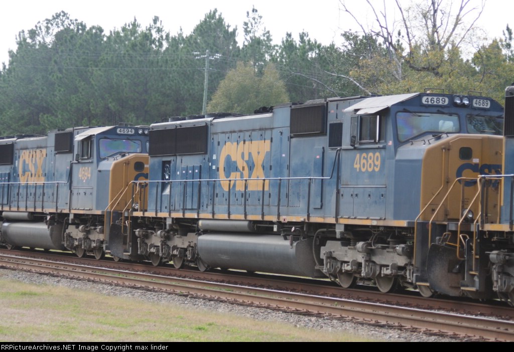 CSX 4689